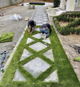 30 Ideas to Lay a Paver Walkway With Grass in Between – Crafty Daily