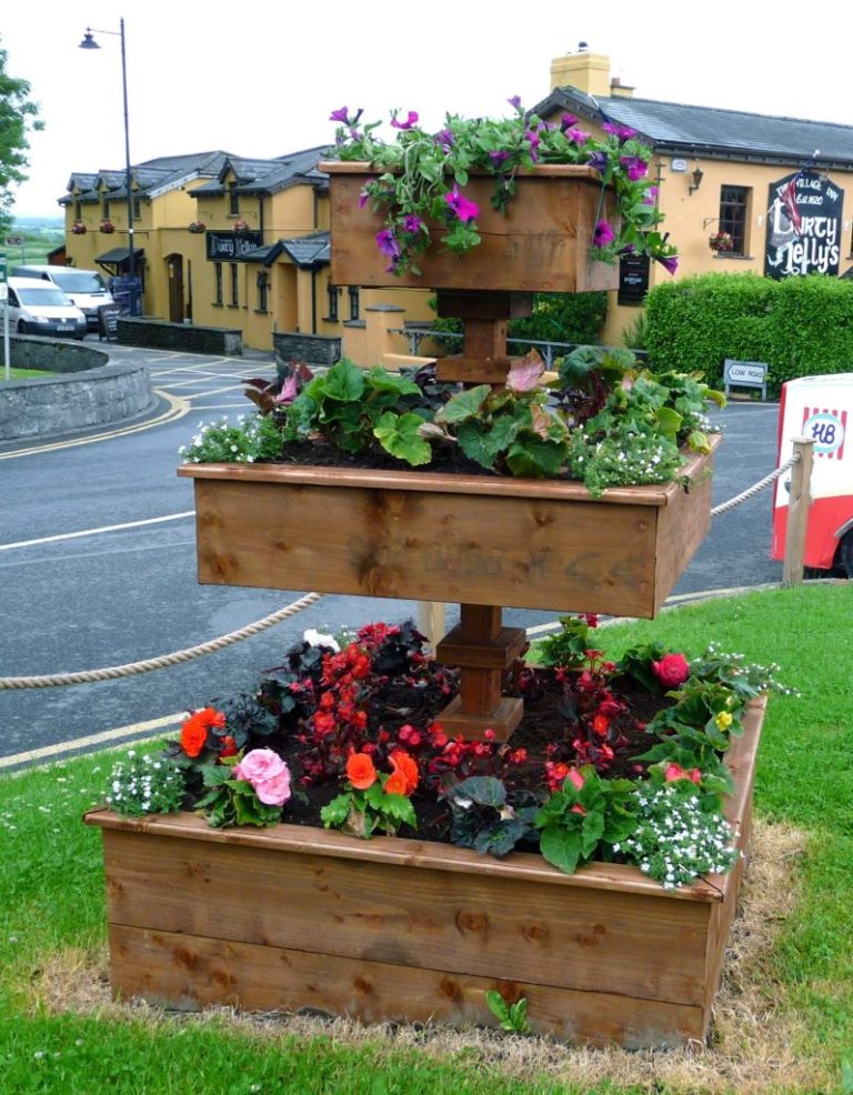 30 Amazing “Tiered Planter” Ideas to Beautify Your Garden – Crafty Daily