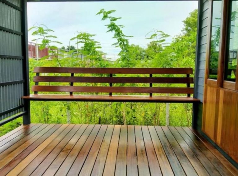 40 Ideas for “Balcony Benches” Simple Yet Warm Designs for Your ...
